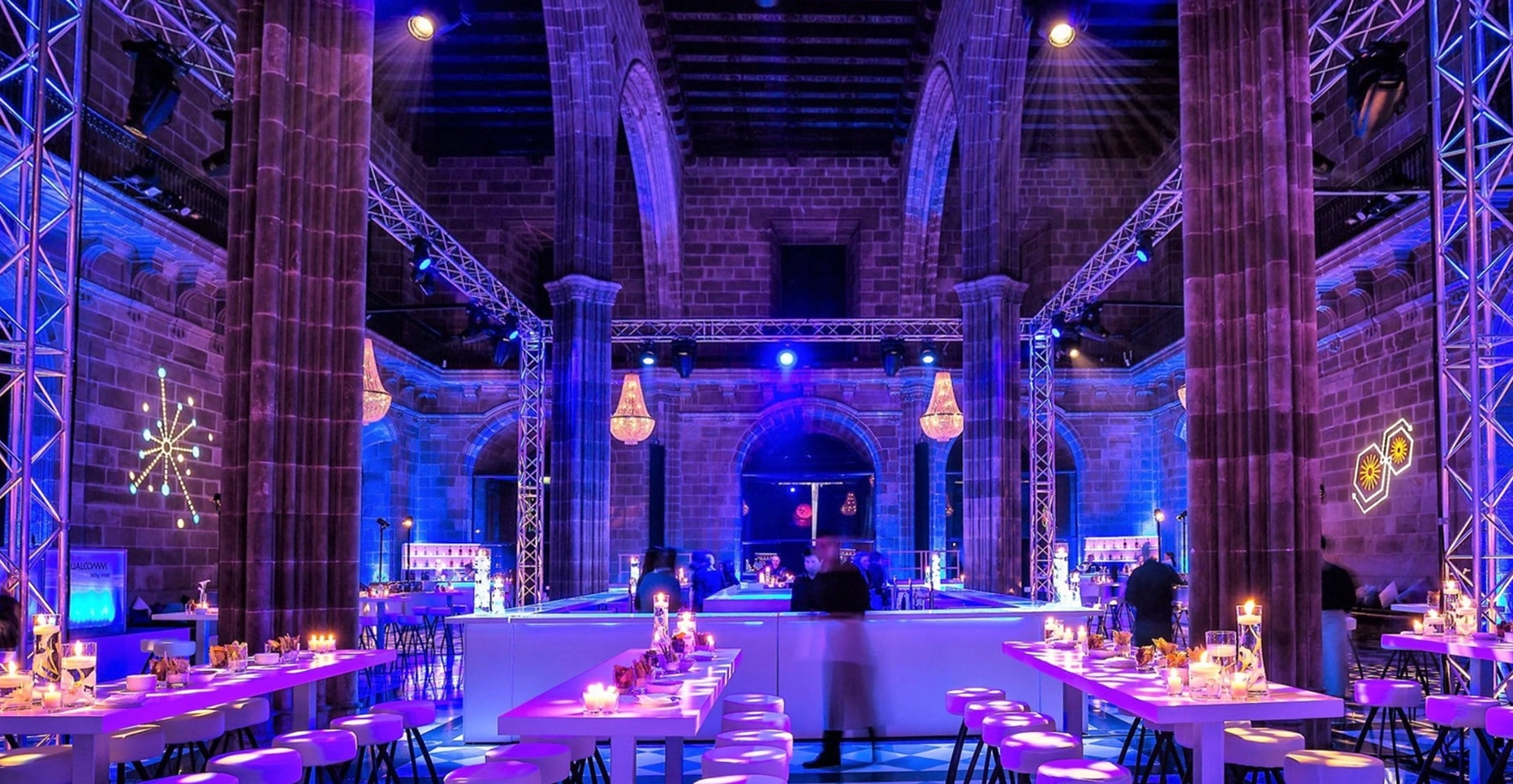 Eventausstattung & Eventmobiliar in Köln mieten